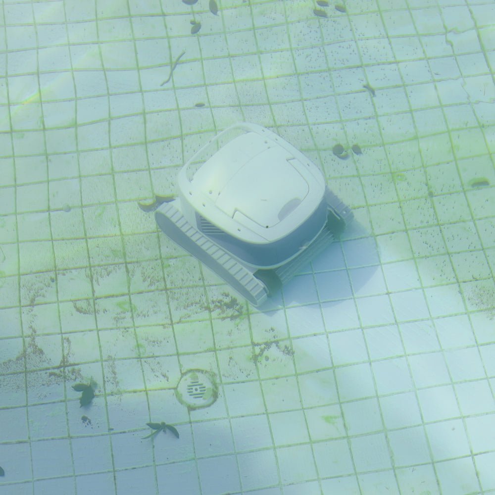 Water TechniX Robotic Pool Cleaner Hydro 3S Cordless